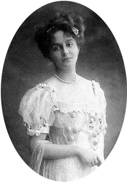 11 Surprising Facts About The Eccentric Sigmund Freud