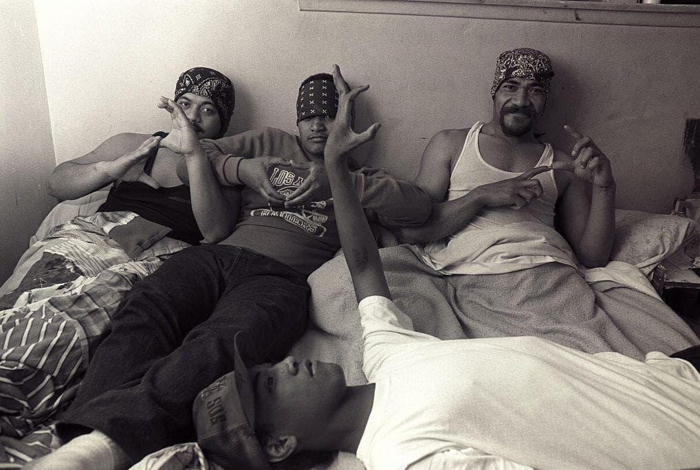 21 Startling Gang Photos From '80s & '90s Los Angeles