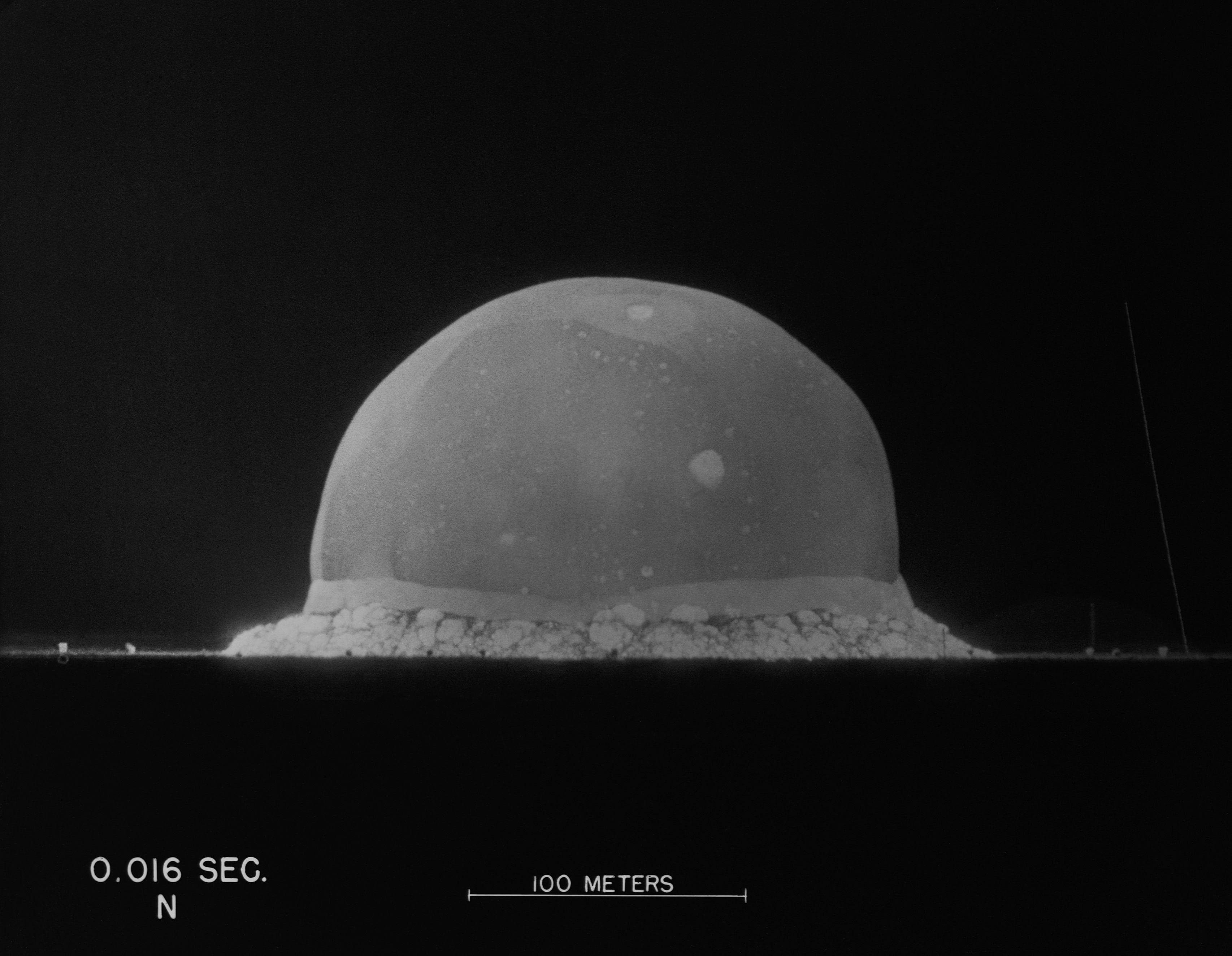 22 Unbelievable Photos From The Detonation Of The First Atomic Bomb