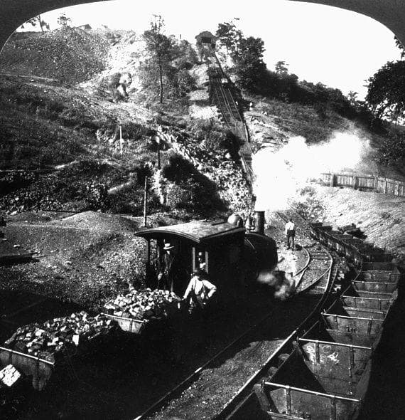 35 Photos Of Coal Miners That Will Make You Feel Like You're Underground