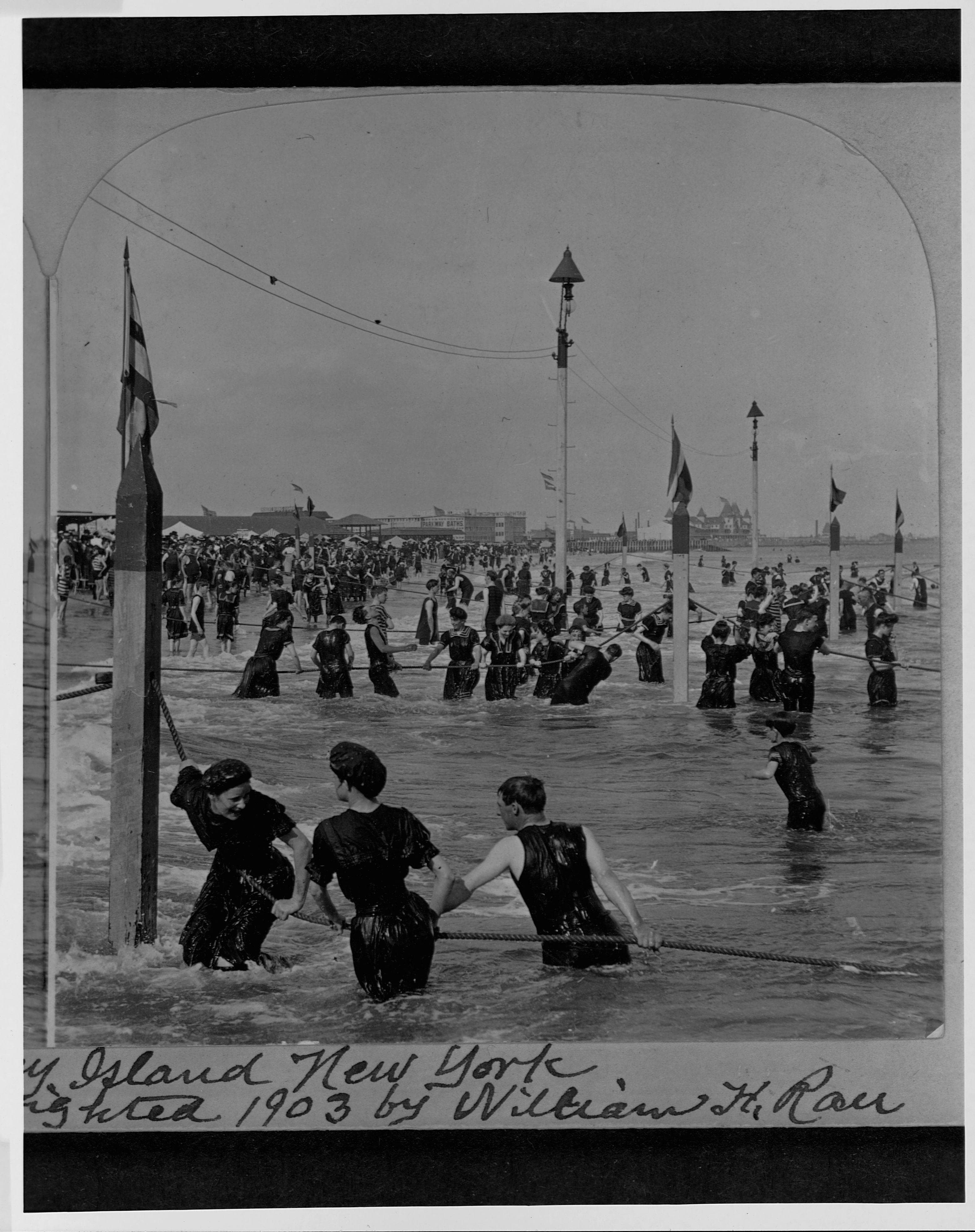 28 Historical Pictures Of New York's Famous Coney Island