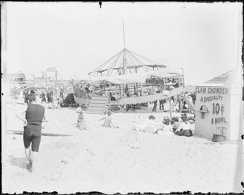 28 Historical Pictures Of New York's Famous Coney Island