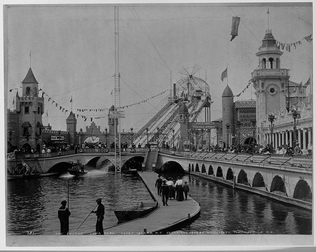 28 Historical Pictures Of New York's Famous Coney Island