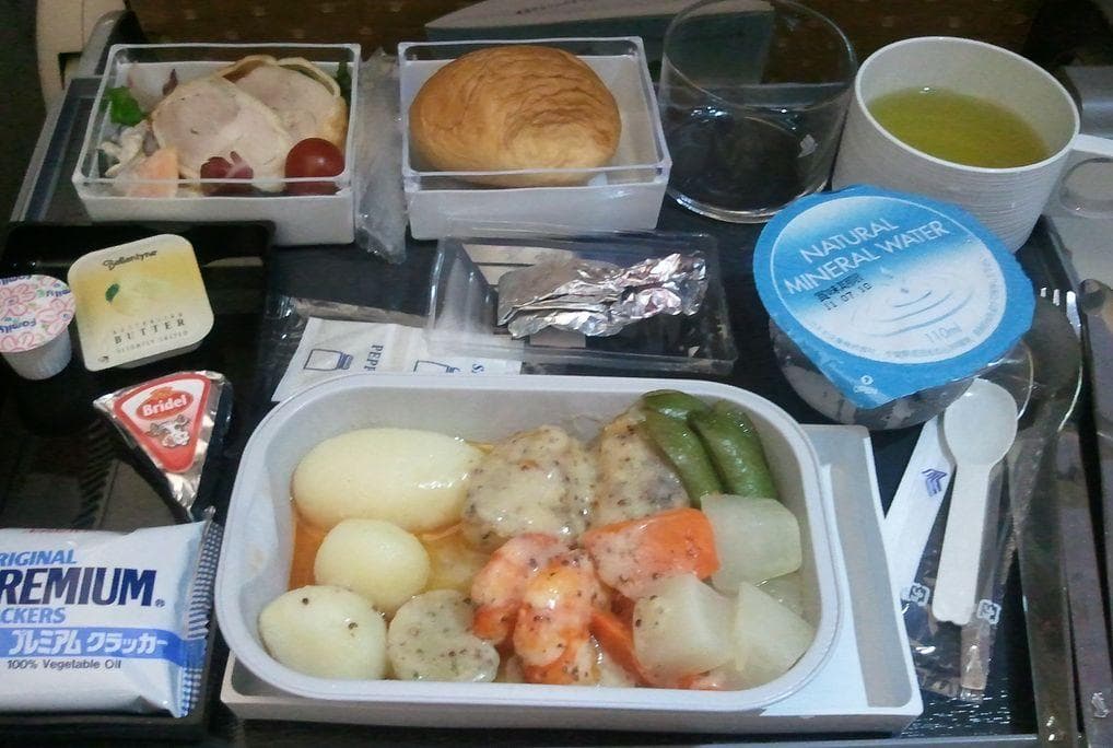 13 Interesting Things You Never Knew About Airplane Food