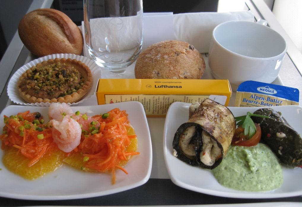 13 Interesting Things You Never Knew About Airplane Food