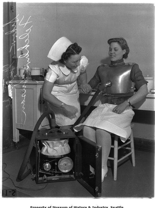 21 Terrifying Medical Devices From the 1900s (Photos)