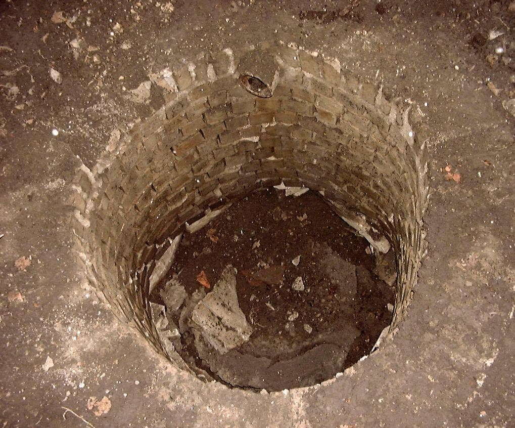 11 Disgusting Historical Facts About The Sewers Of London