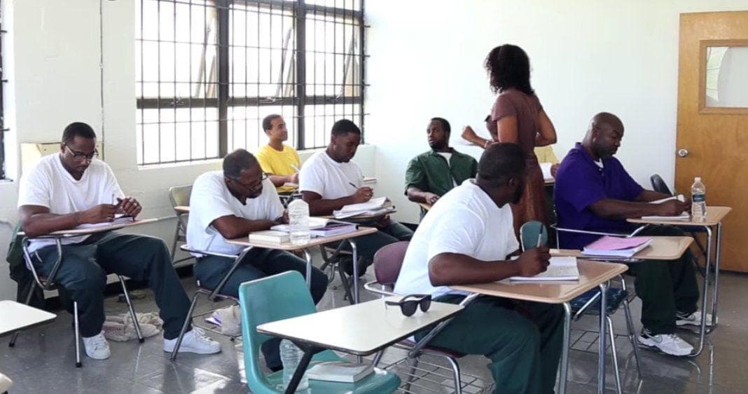 11 Surprising Classes You Won't Believe Inmates Can Take In Prison