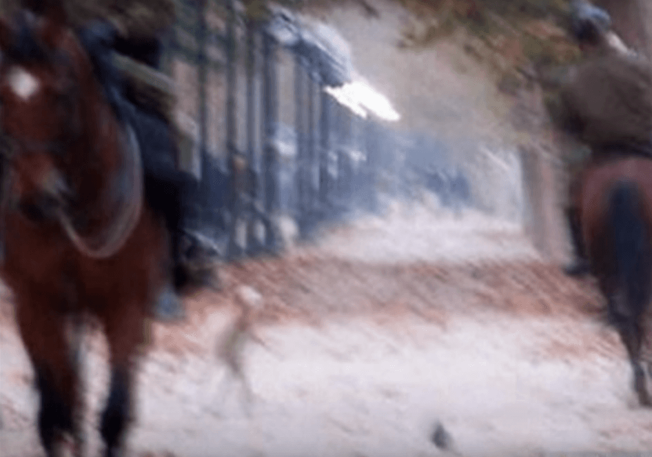 Infamous Photos That May Very Well Contain Aliens