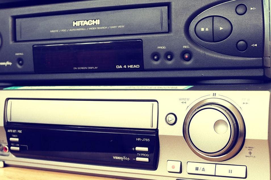 13 Things You Remember If You Grew Up On VHS Tapes