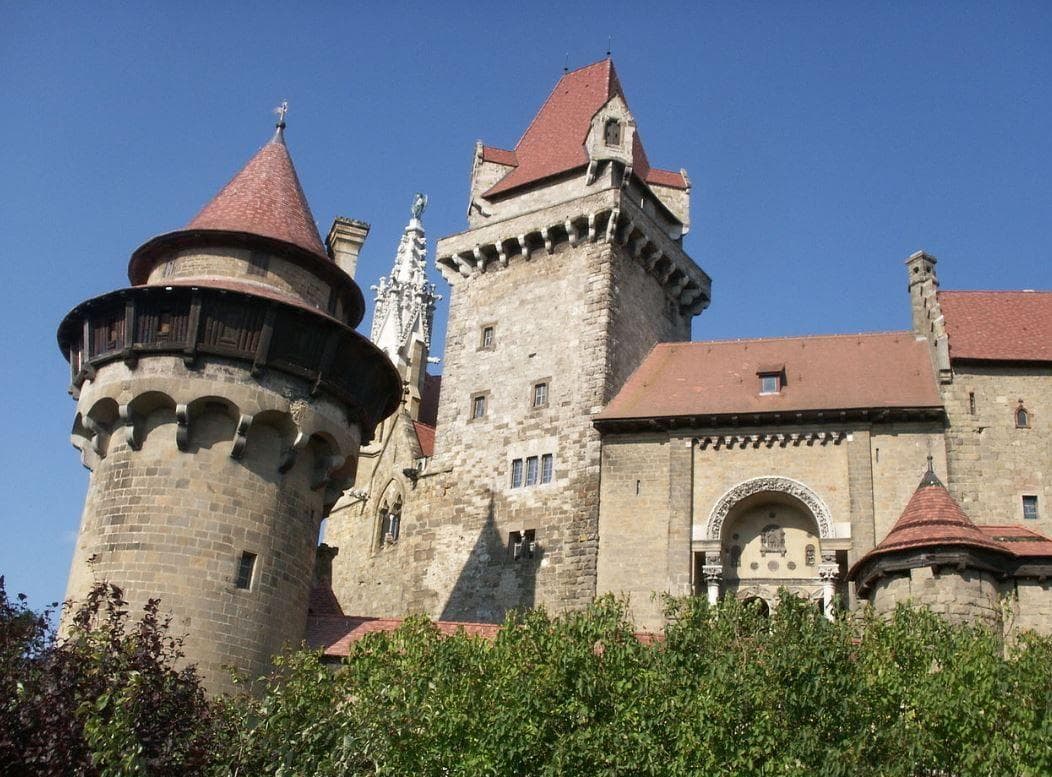 The Strange History Of The Grail Movement Cult