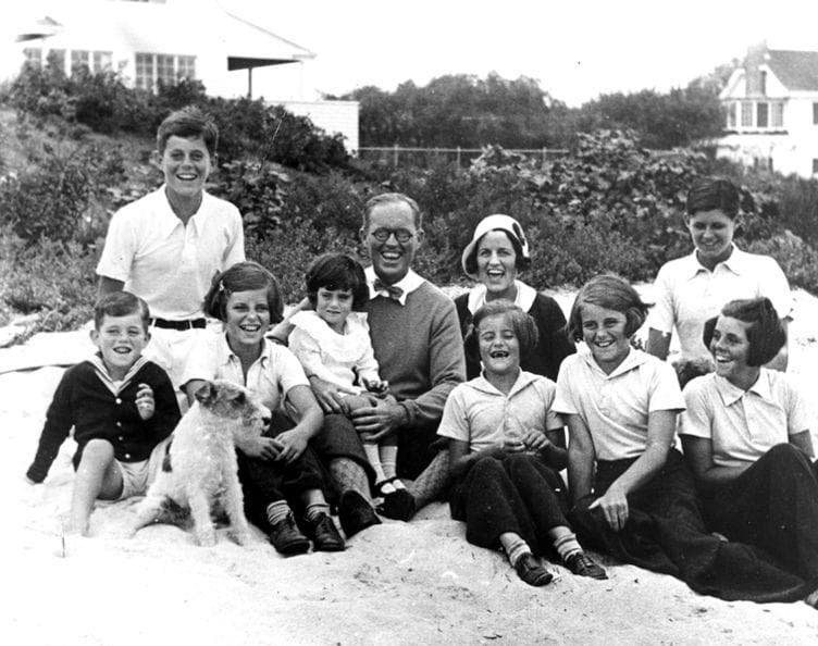 14 Disturbing Facts About The History Of The Lobotomy