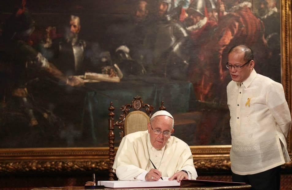 Here's What A Day In The Life Of Pope Francis Really Looks Like
