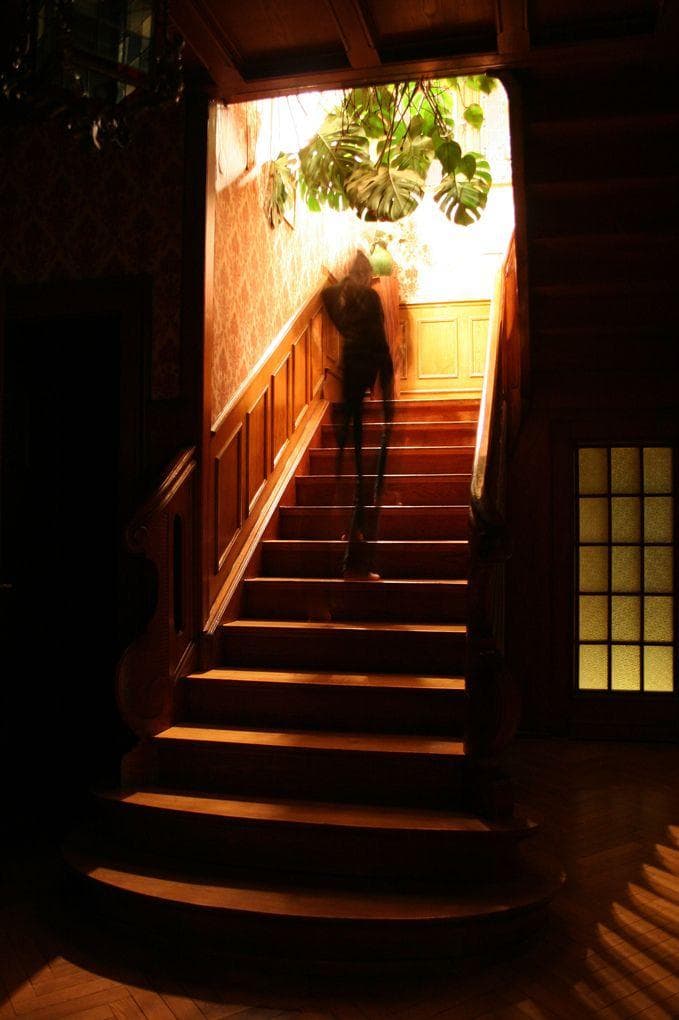 The Cursed Dakota Building In NYC Has A Tragic And Macabre History