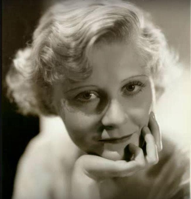 The Story Of Peg Entwistle, The Most Infamous Hollywood Haunting