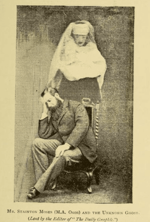 These Victorian 'Spirit Photographs' Are Just As Eerie Today As They