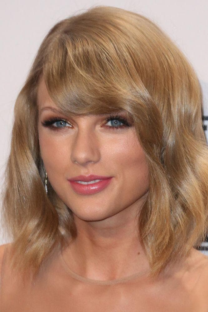 Taylor Swift Haircut 2022 Bob