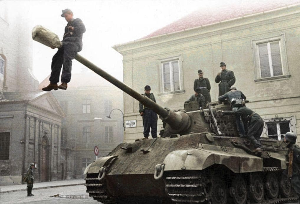 25 Colorized WWII Photos From The German Perspective