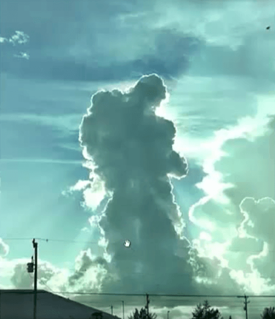 "The Hand Of God" Cloud in Brazil and What It Really Means