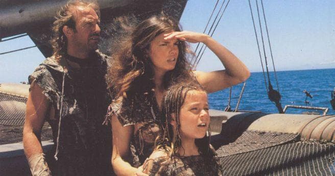 Not Only Was 'Waterworld' A Complete Flop, It Was An Utter Disaster ...