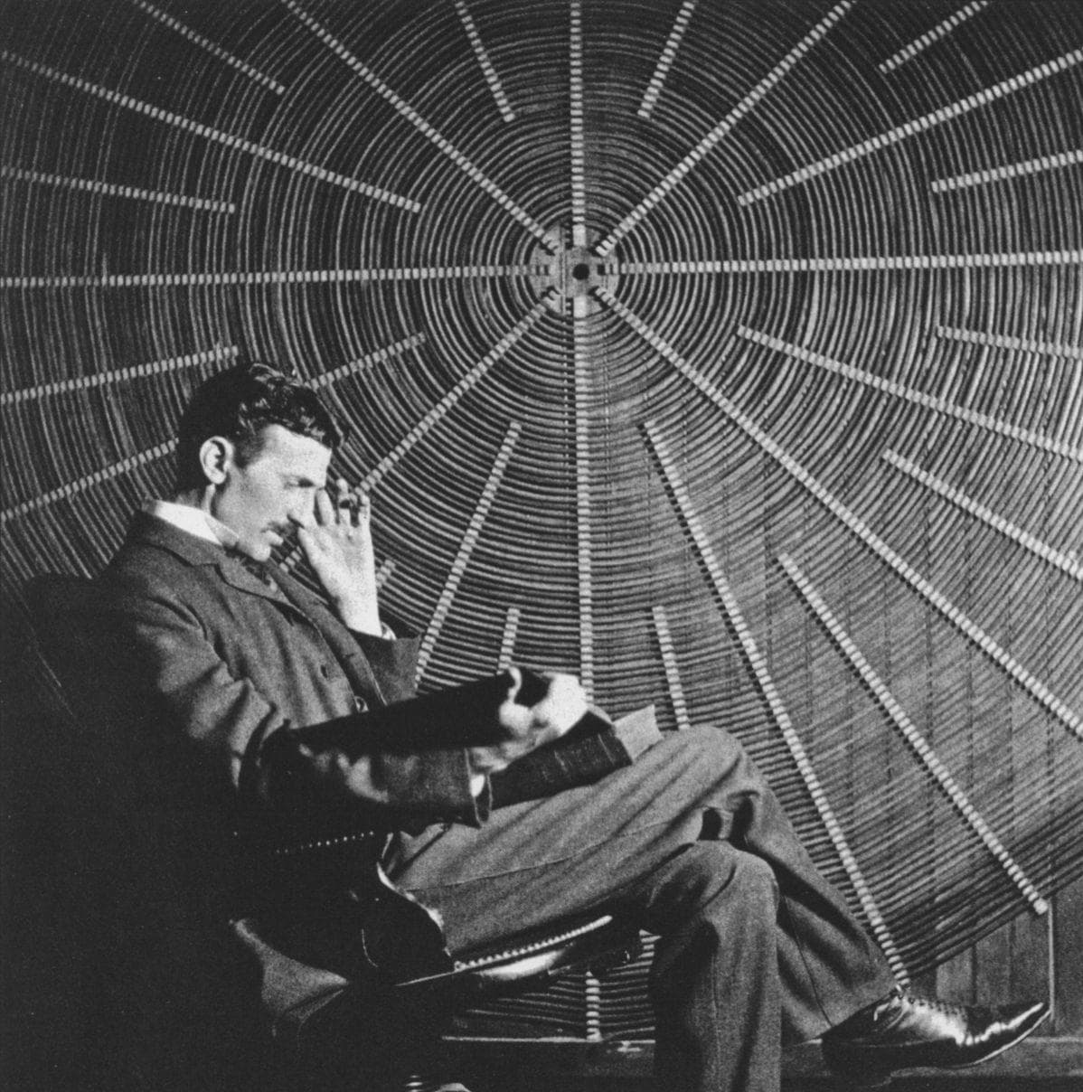 12 Insane Things You Never Knew About Nikola Tesla