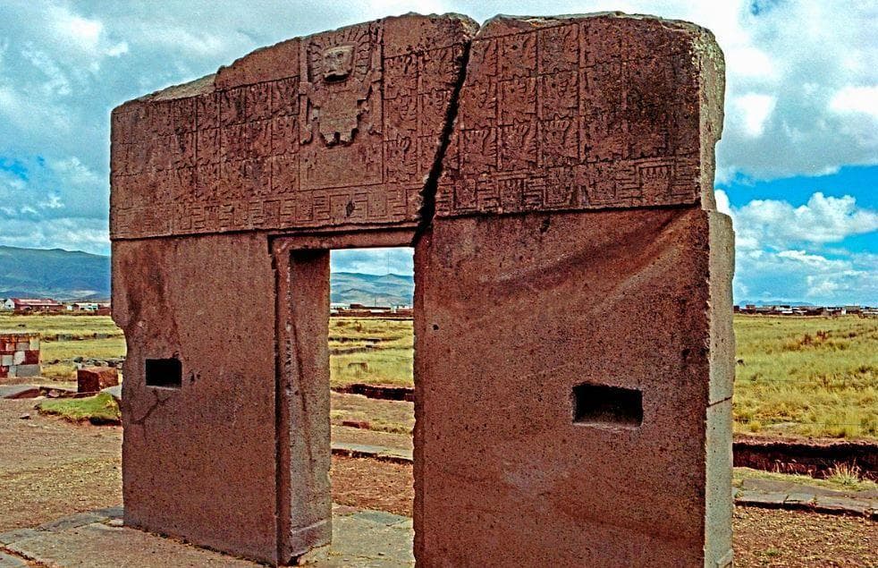 This “Gate of the Sun” Monolithic Stone Monument Has Baffled Experts ...
