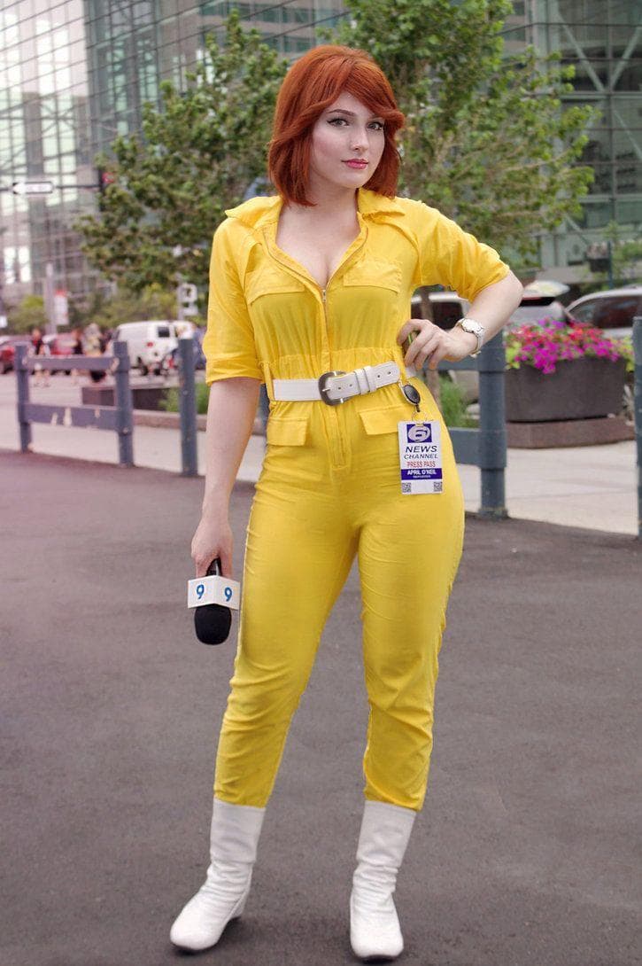 16 Sexy April Oneil Cosplays That Will Make You Say Cowabunga