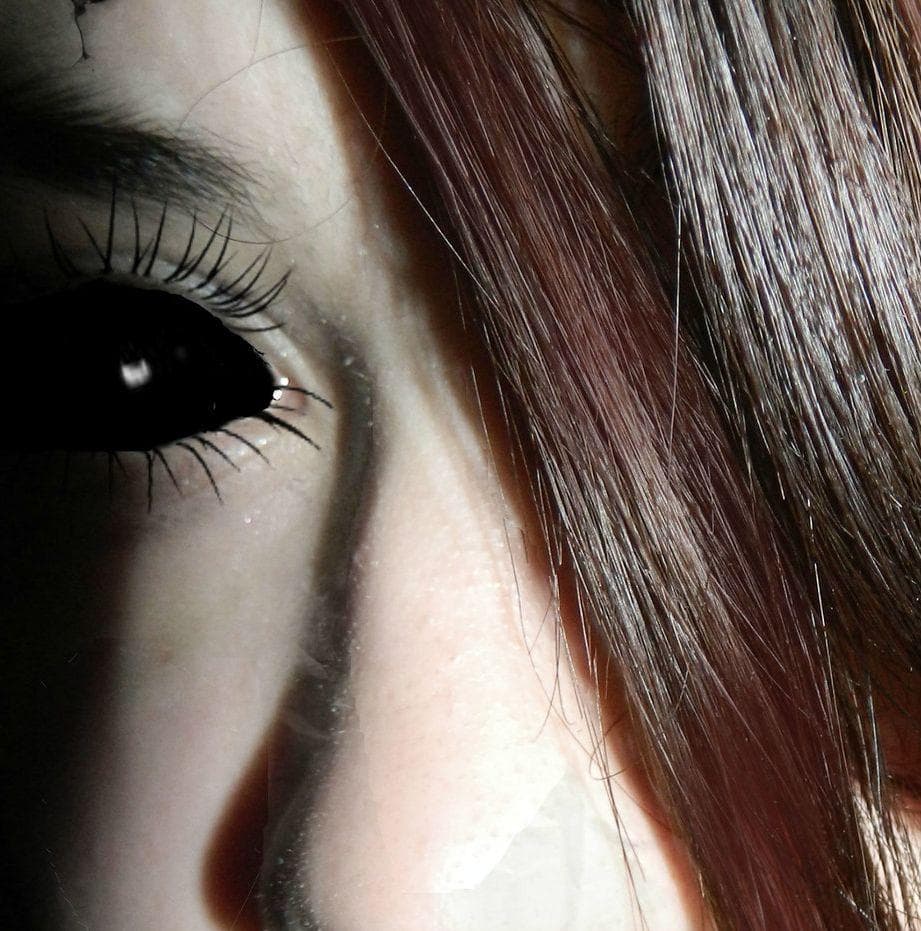 Signs Someone You Know Might Be Possessed By A Demonic Presence