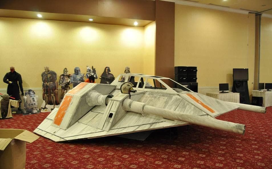 11 Geniuses Who Made Their Own Full-Size Star Wars Vehicles