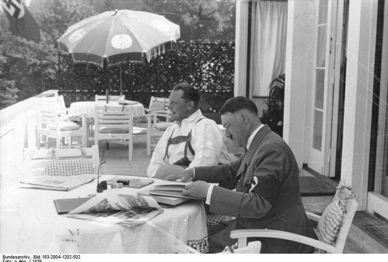 Historians Now Think Rampant Meth Addiction Caused Hitler & The Nazis ...