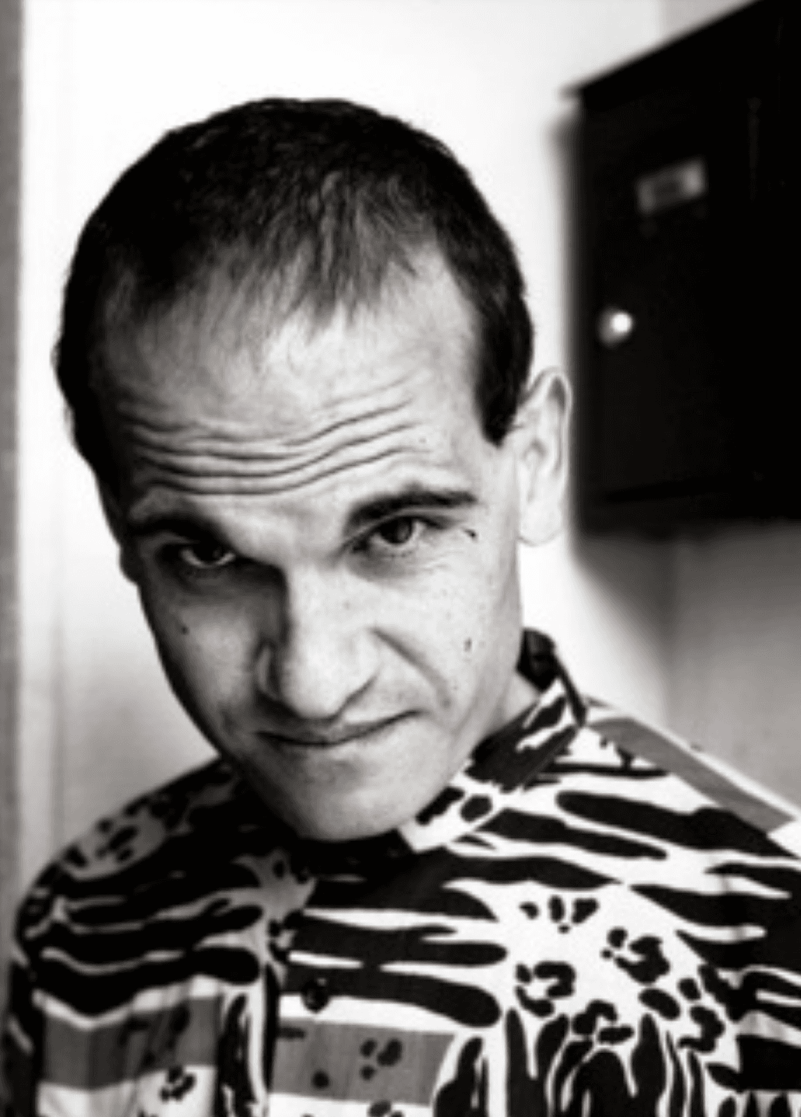 The Bizarre Story of Con Man Nicholas Barclay