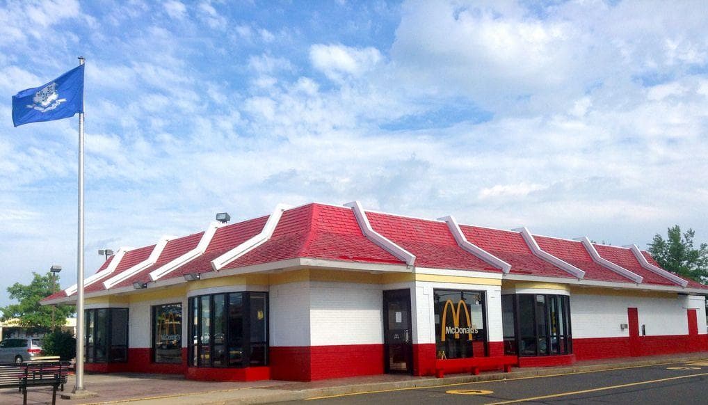 The “Roofman” Targeted McDonald’s, Escaped Prison, And Secretly Lived ...
