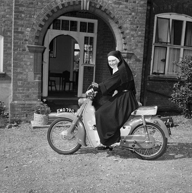 16 Photos Of Nuns Living Life Just Like The Rest Of Us