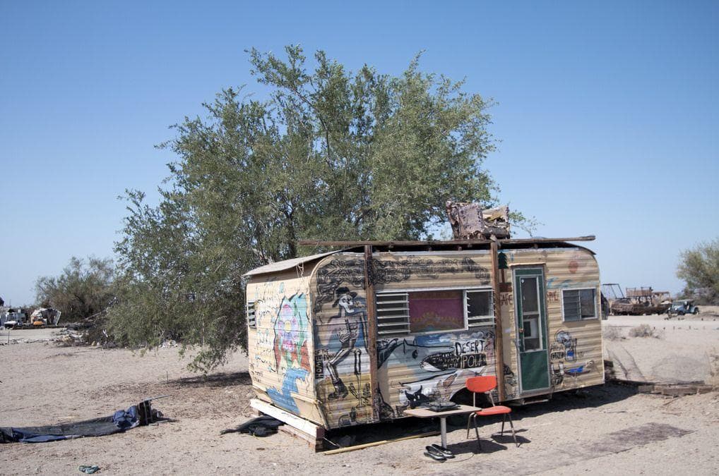 Slab City Is An Uncontrolled Off-Grid Desert City And Its Resident ...