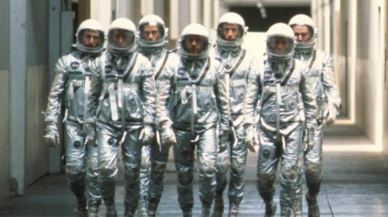 The Mystery Of The “Fireflies” That Swarmed John Glenn’s Spaceship