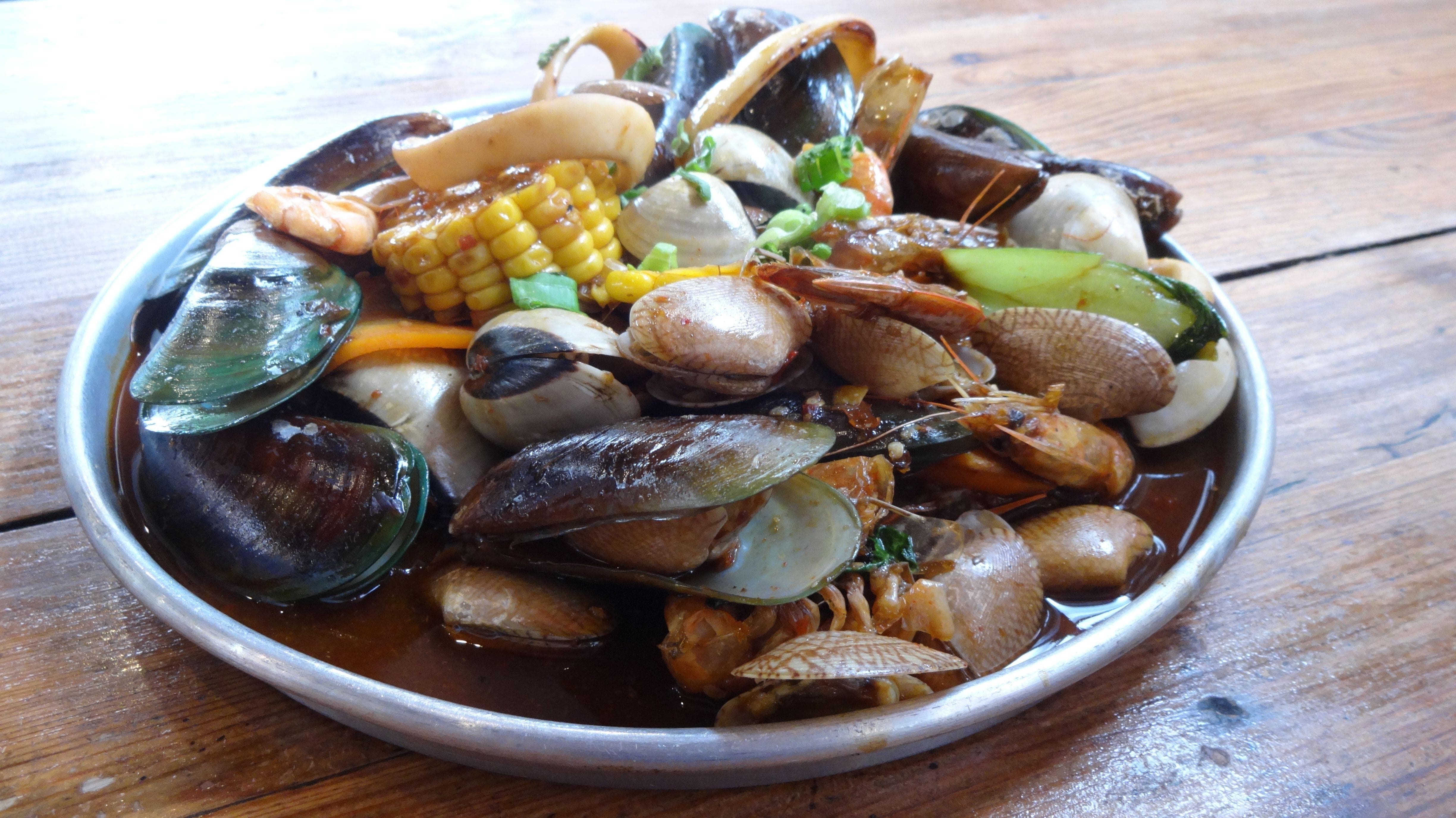 The 13 Weirdest Rules The Royal Family Has To Follow