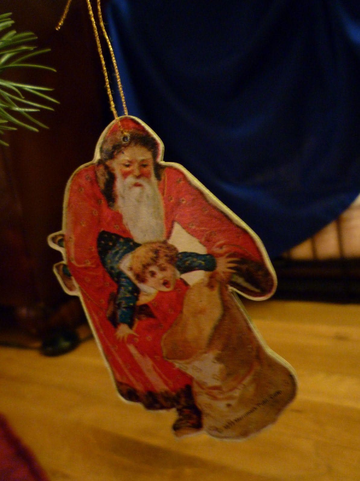 19 Creepy Christmas Ornaments To Haunt Your Christmas Tree