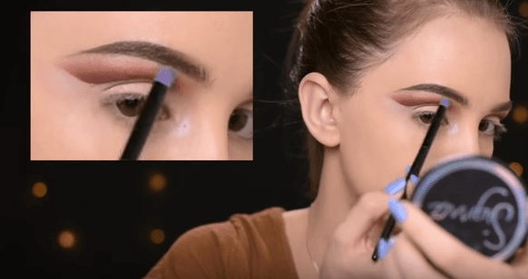 How To Do A Cut Crease: Step By Step With Pictures