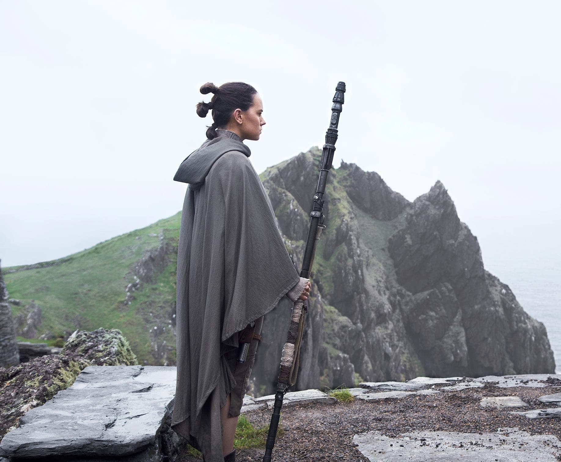 Fan Theories About Rey And Kylo Ren That Will Mess With Your Head And ...