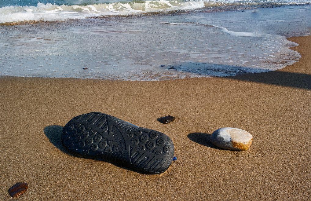 In The Last Decade, 13 Human Feet Have Washed Up On The Shores Of The ...