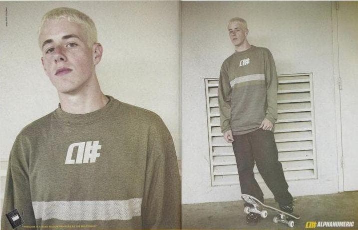 11 Once-Iconic '90s Brands That Basically Don't Exist Anymore