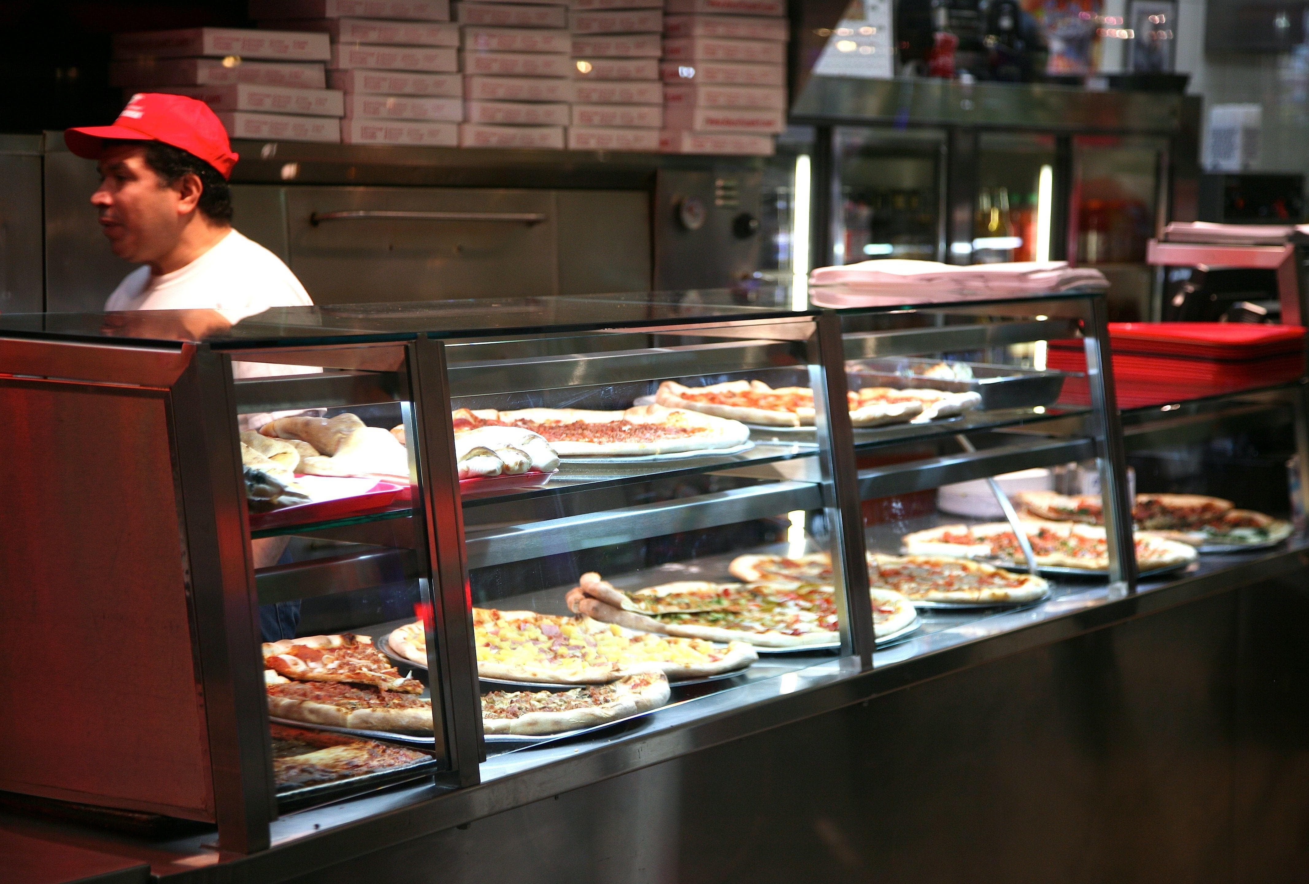 14 Ingenious Ways To Eat For Free All Year Long