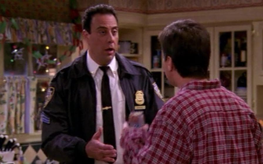 12 Dark 'Everybody Loves Raymond' Behind-The Scenes Stories