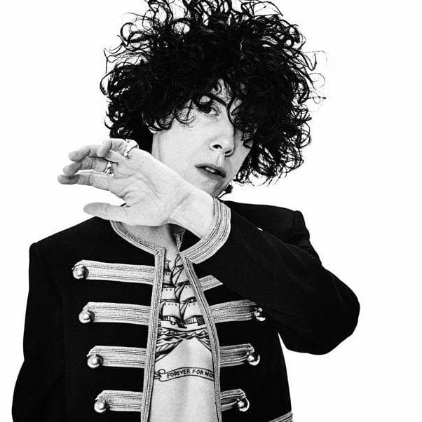 Top Lesbian Singers | Famous Gay Female Singer List