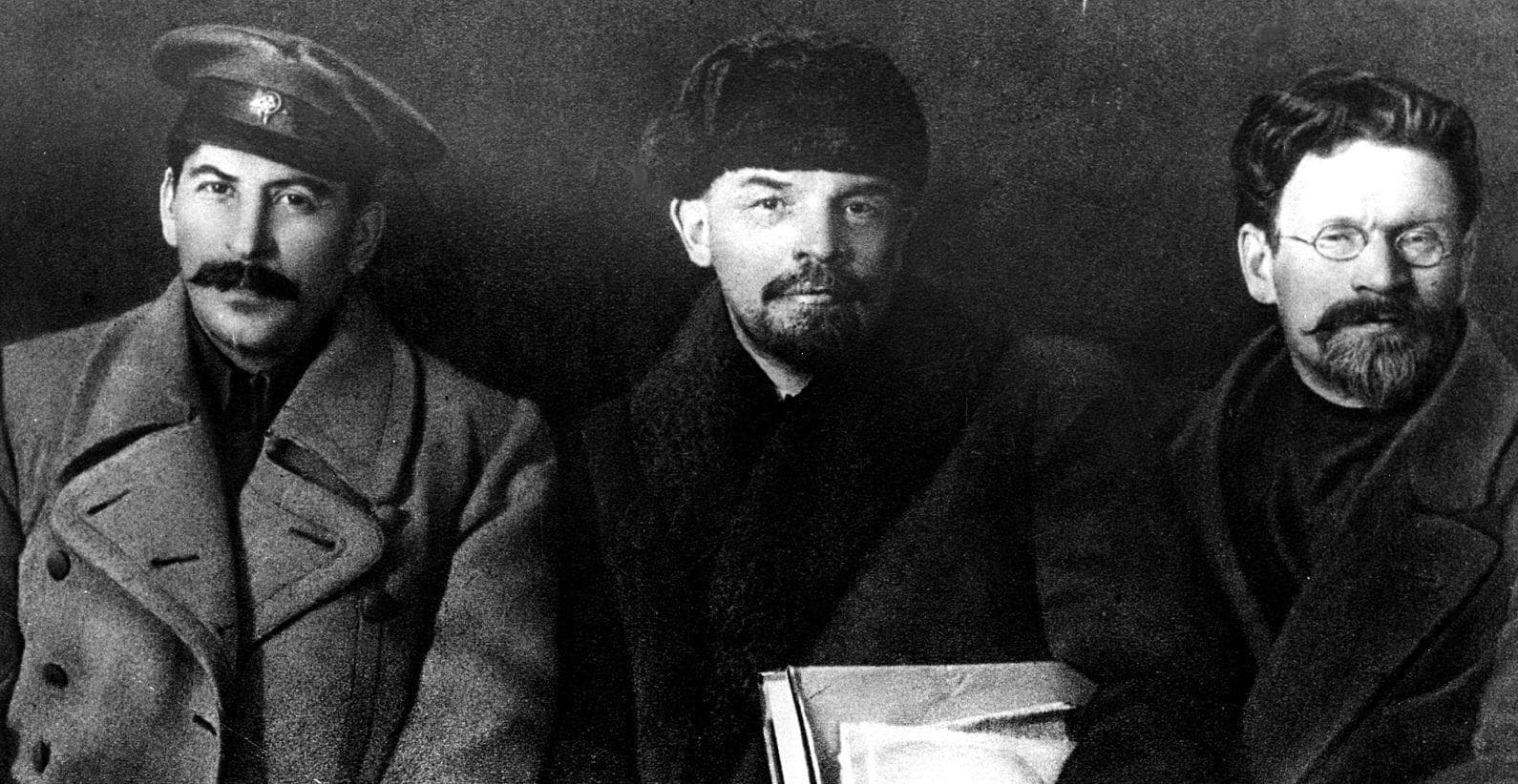 If You Go To Russia, You Can Visit Vladimir Lenin's Eerily Preserved ...