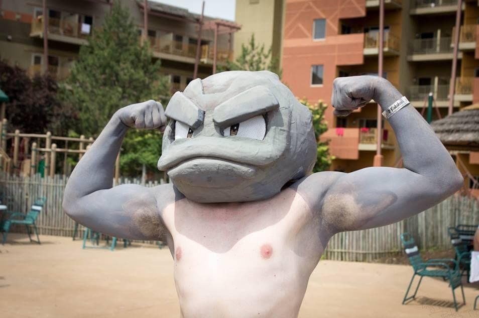 15 Times Ridiculously Buff Dudes Cosplayed Pokemon Characters