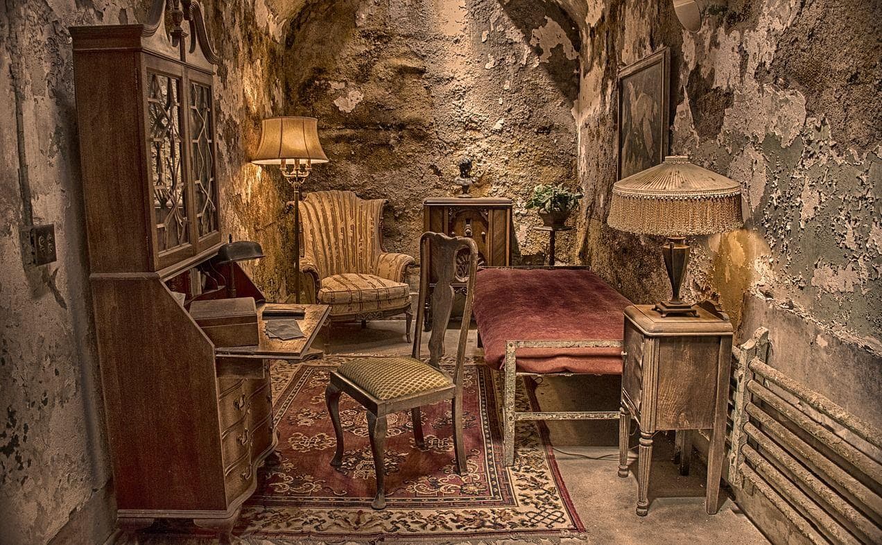 The Prison That Once Held Al Capone Is Now Haunted And Decrepit