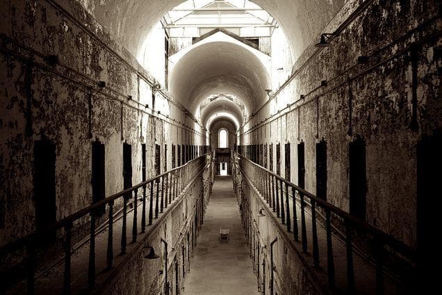 The Prison That Once Held Al Capone Is Now Haunted And Decrepit