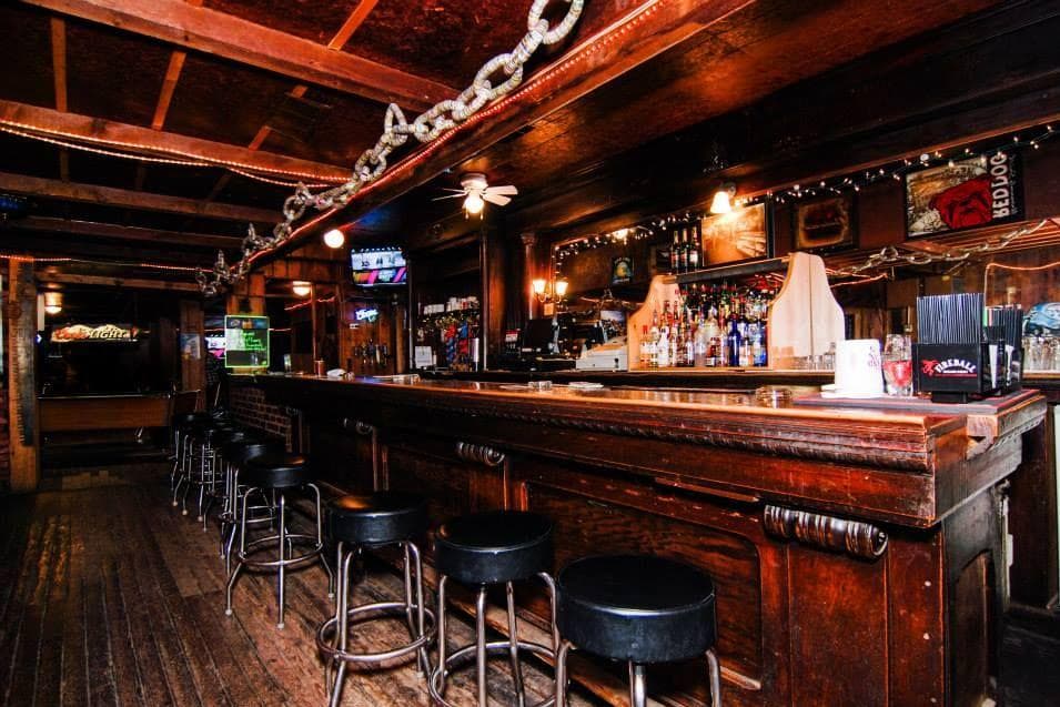 The Most Historic Bar In Every US State (50 Photos)