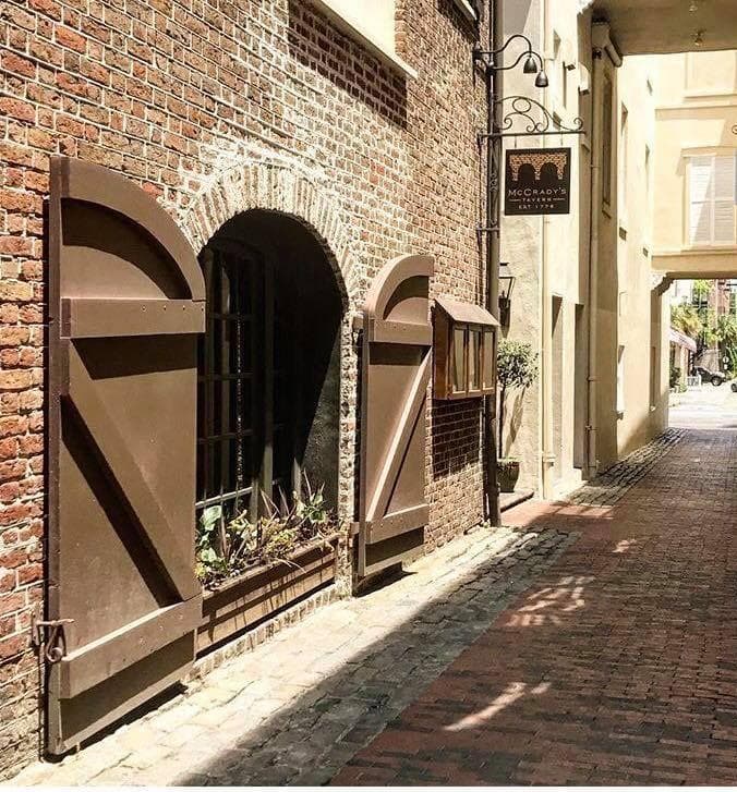 The Most Historic Bar In Every US State (50 Photos)